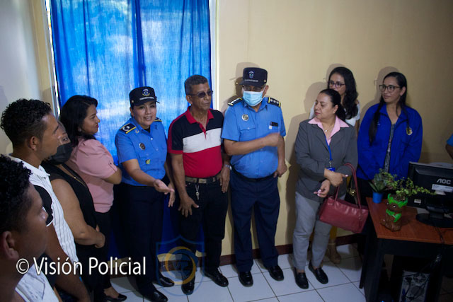 Reparto Schick avanza en la defensa de la mujer | Policía Nacional de ...