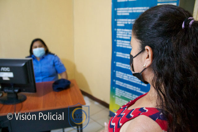 Reparto Schick avanza en la defensa de la mujer | Policía Nacional de ...